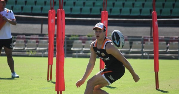 2015 Player Profile: Mitchell Moses | Wests Tigers
