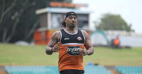 Fonua to lean on experience in NRL return | Wests Tigers