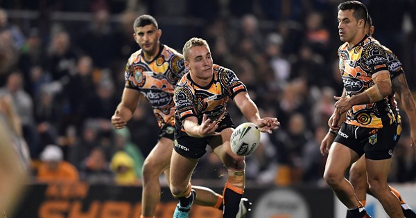 NRL announces rule change on dummy half passing | Wests Tigers