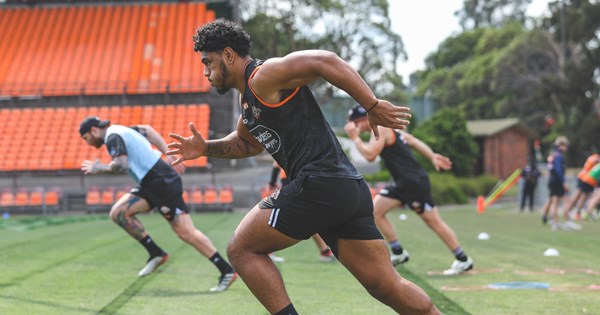 NRL 2020: Wests Tigers, Thomas Mikaele, failing eyesight in rookie ...