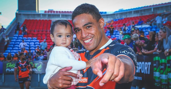Vote for your 2021 Philips Sports Dad of the Year | Wests Tigers