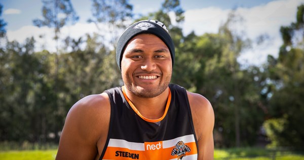 Rookie Report:Stefano Utoikamanu | Wests Tigers