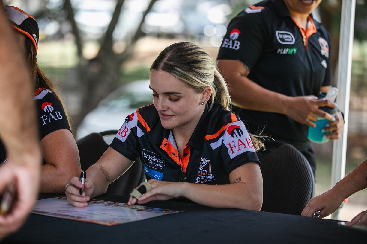 Gallery: Club Day at Lidcombe Oval | Wests Tigers
