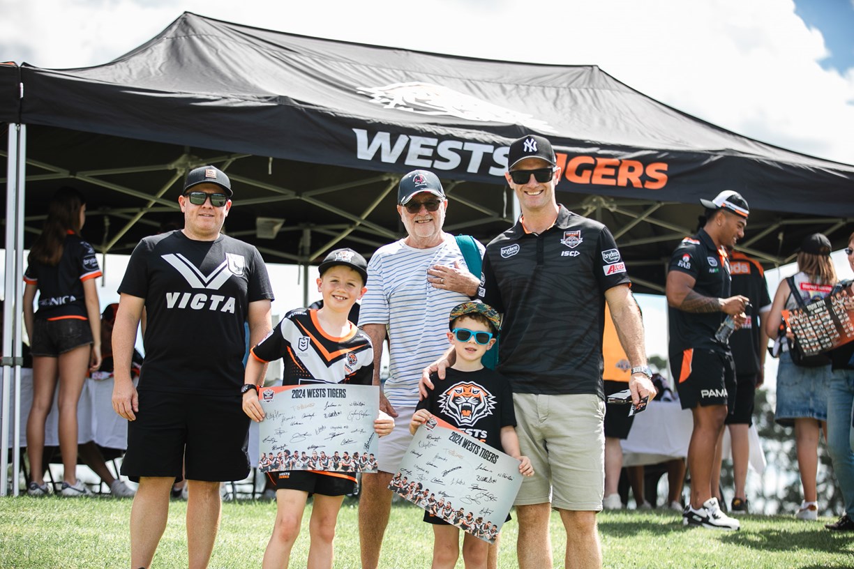 Gallery: Club Day at Lidcombe Oval | Wests Tigers